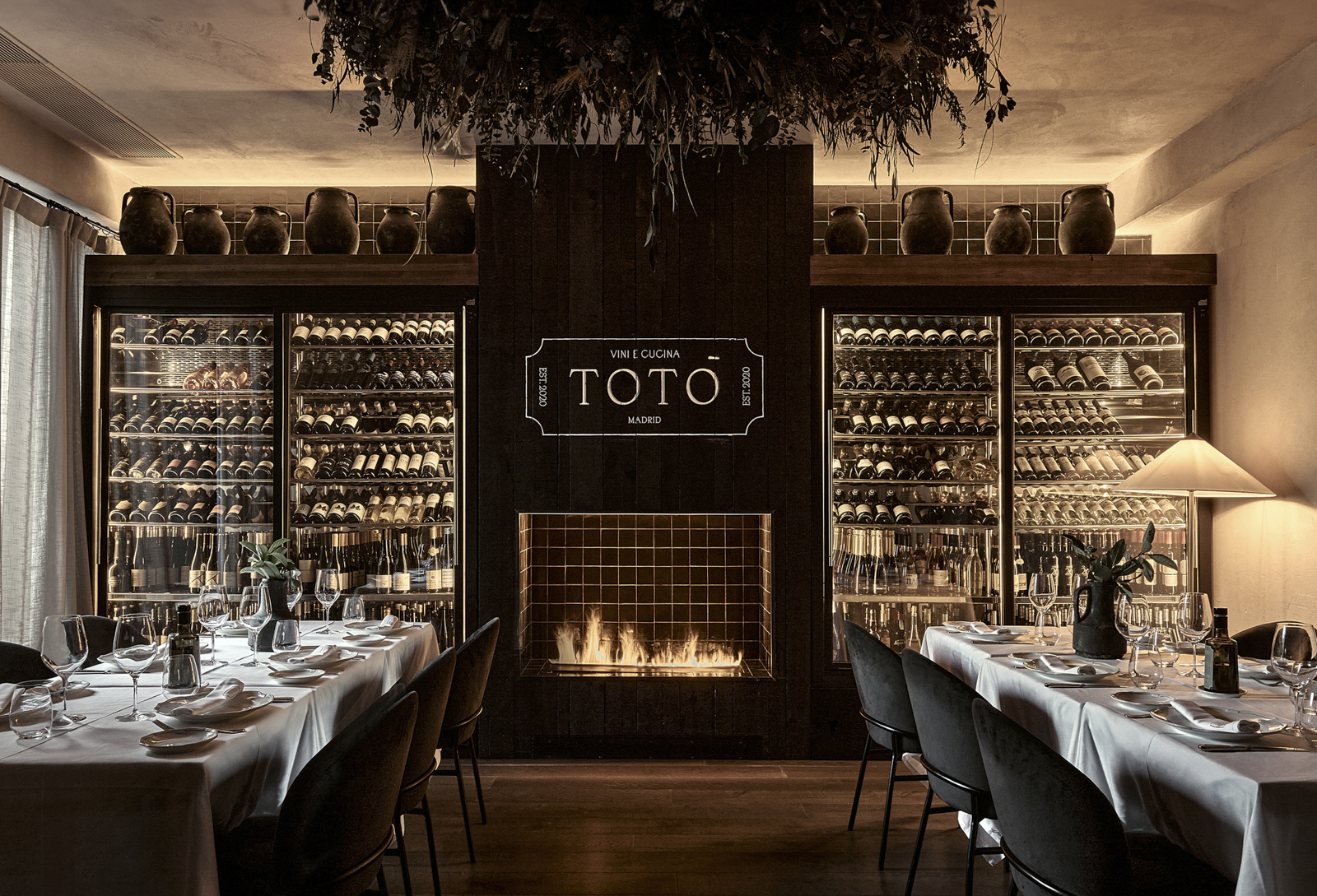 TOTÓ Restaurants